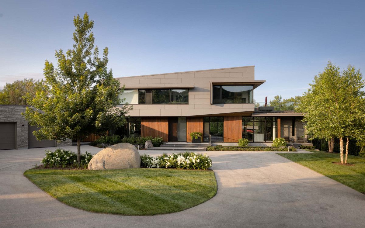 How to Make the Most of Your Front Yard | The Landmark Group
