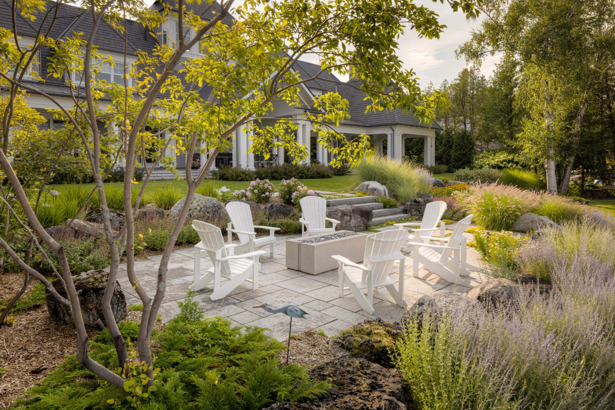 How to Add Privacy to Your Backyard | The Landmark Group